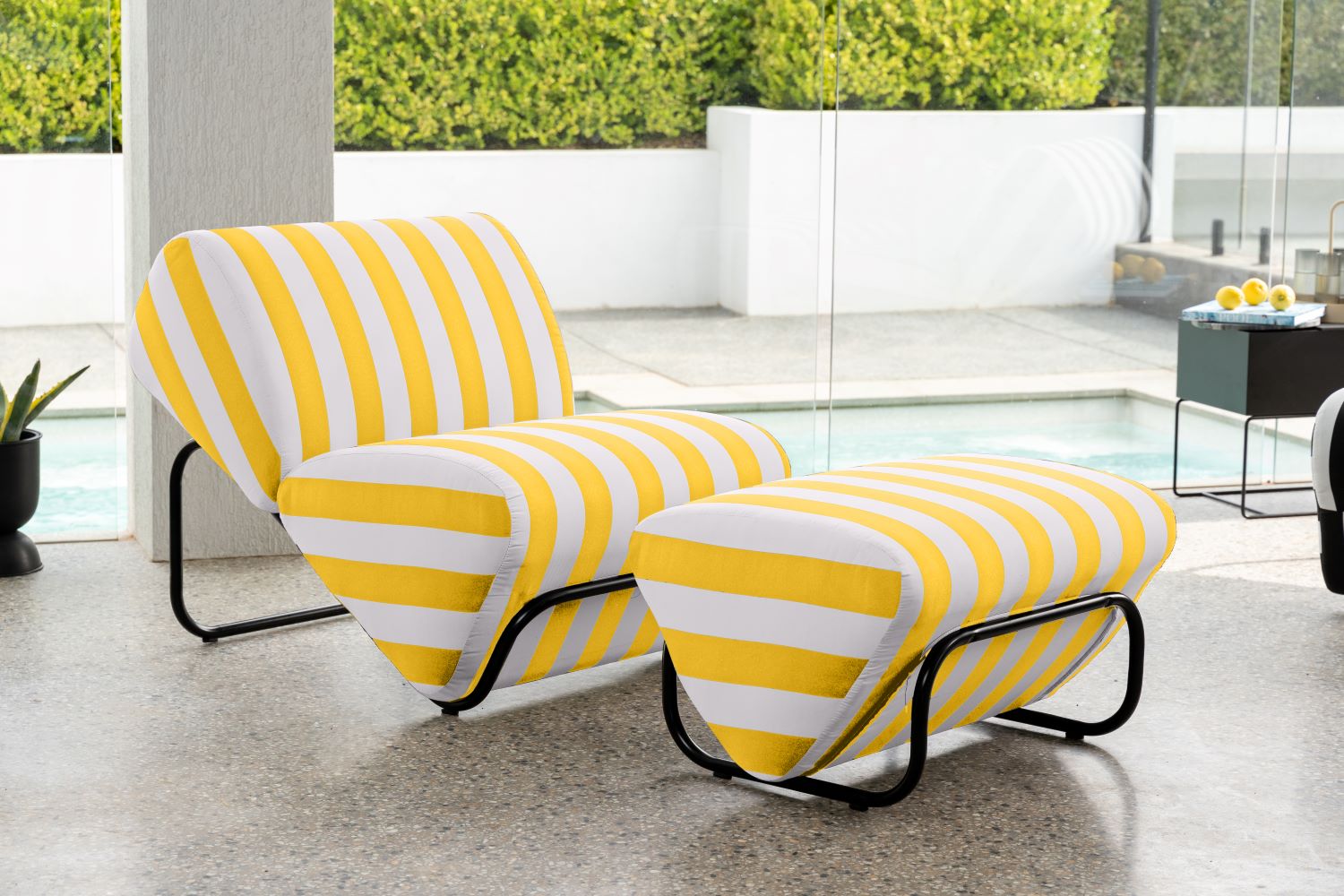 Outdoor Trend Module Lounge & Footstool set – TH Brown